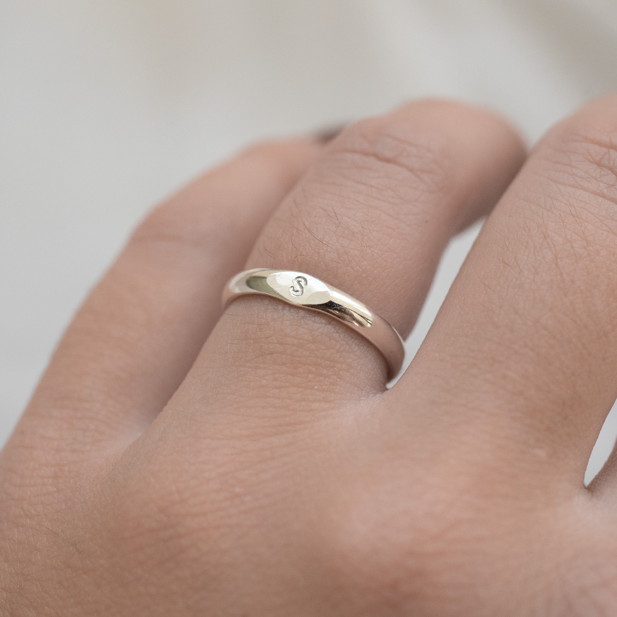 Thick Initial Signet Ring – Evorly